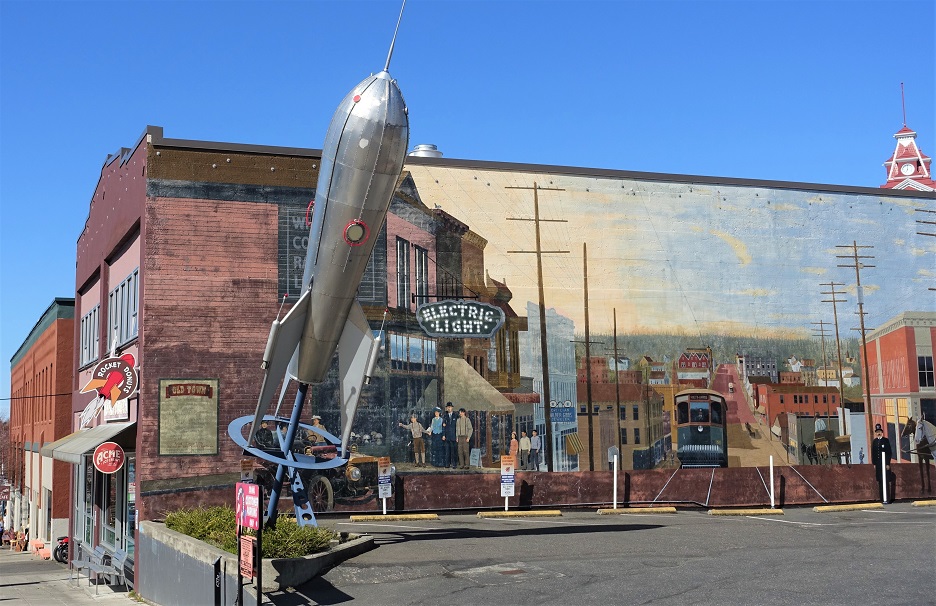 A Walk through Bellingham fueled by Rockets – Cats and Trails and ...