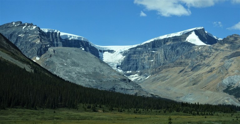 Incredible Landscape of the Canadian Rockies – Cats and Trails and ...