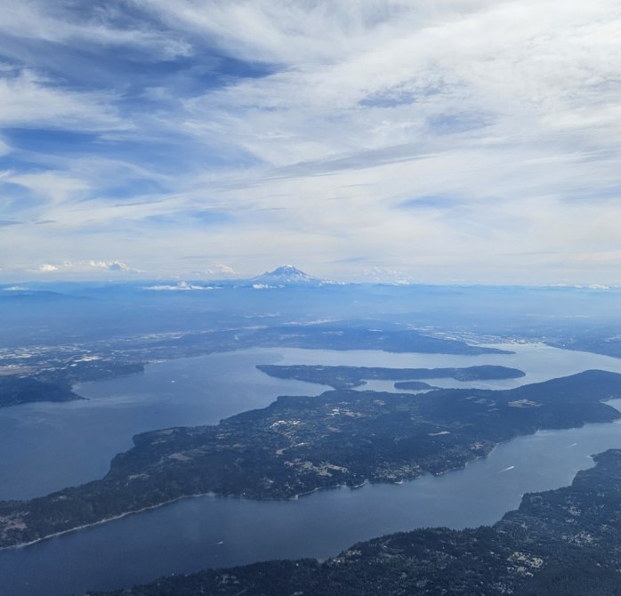 Volcanoes through the #Window – From Seattle to Hawaii – Cats and ...